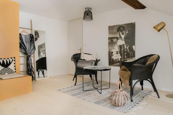 Flusshaus Bnb Okavango - Bözen