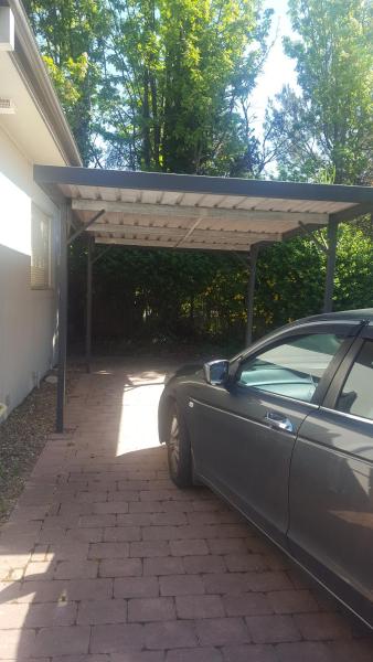 Flat In Heart Of Griffith - Canberra