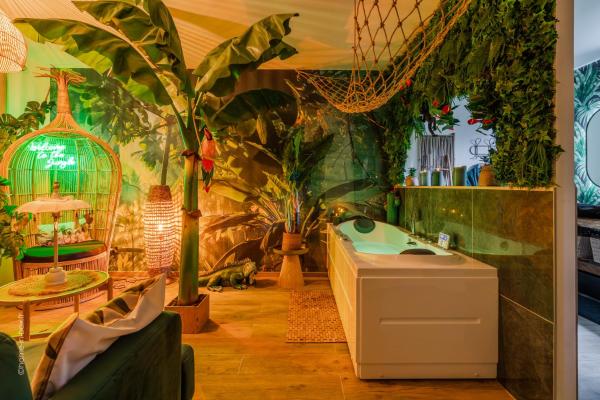 Lodge De La Jungle Avec Spa - Meaux