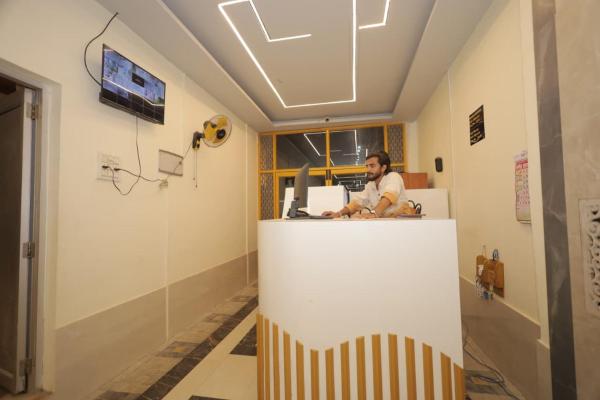 Hotel The Better Inn - Ayodhya
