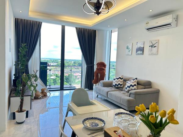 Hanns&kingbed&wifi&pool& Parking&sauna&sunshine Classic Comfort Homstay - Sibu