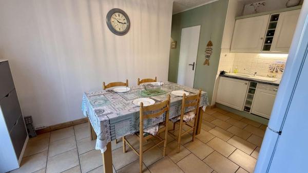 Bel Appartement Climatisé Avec Grande Terrasse Proche Port - Gn250-073 - Gruissan