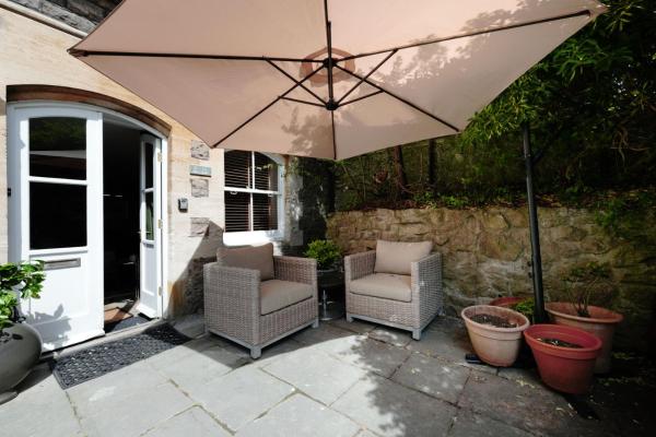Clifton Downs Views • Refined 2-bed Flat - Brístol
