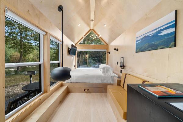 Asheville River Cabins, Worldhotels Backdrop - Asheville, NC