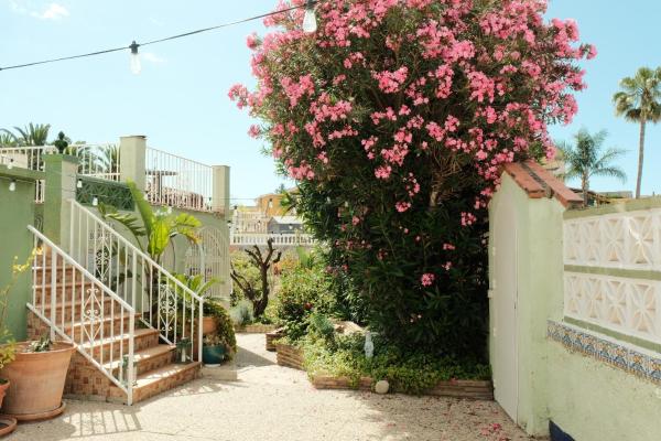 Authentic Andalusian Boho Villa - Pool - Garden-bbq- 7 Guests - Benalmádena