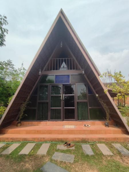 Nest Peak Villa At Jatayu - Kerala