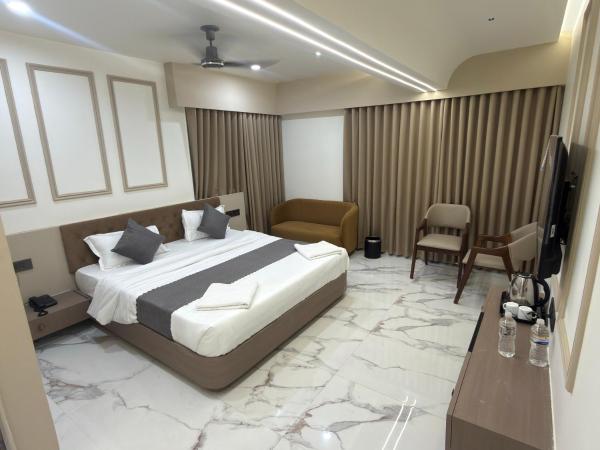 Hotel Yagnik Inn - Rajkot