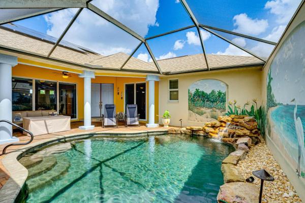 Golf Oasis W/ Gym & Pool! 6 Mi To Matlacha Island - Burnt Store Marina