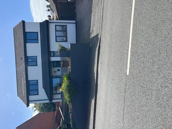 Spacious Luxury House Sleeps 8 Adults - Abergele