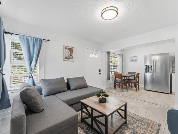 Clearwater Charm First Floor #2 - ダニーディン, FL