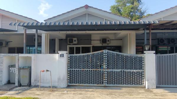 Diyana Homestay Mini No Kitchen - 포트딕슨