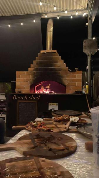 Beach Shed With Pizza Oven - Hervey Bay