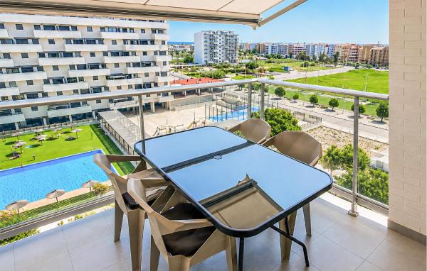 1 Bedroom Stunning Apartment In Moncofa - Nules