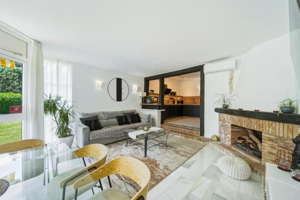 H03 Jardines Fase 2 - Apartment - Calahonda