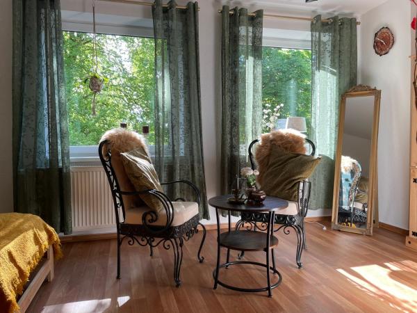 Die Dorfstube - Gemütliche Und Ruhige Zimmer In Ortsrandlage - Klink
