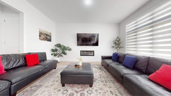 Private 5-bedroom Caledon Home Comfort, Style, And Nature - Ontario
