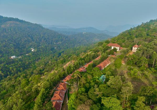Mistaura Home Munnar By Voye Homes- Mountain View Private Cottages - Idukki