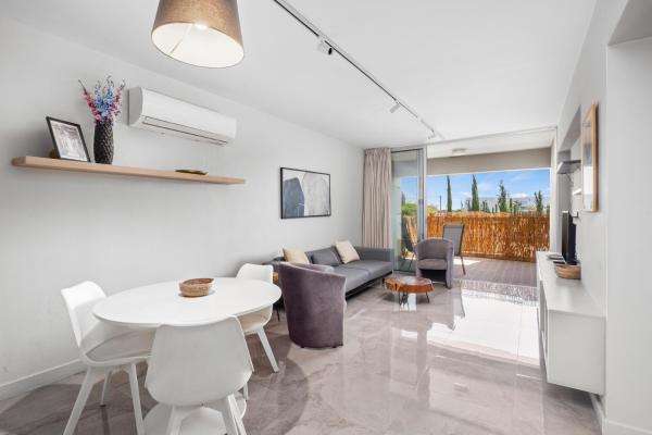 Latitudes 1 Bedroom Apartment - Cyprus