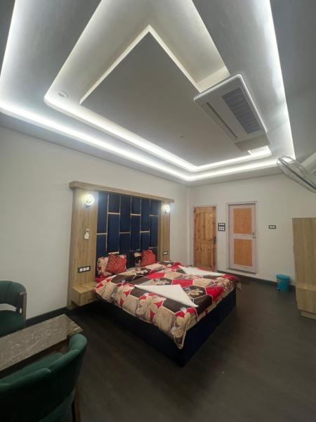 Gulmarg Star Inn - Gulmarg