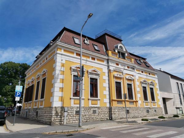 Szent György Vendégház éS Rendezvényterem - Tapolca