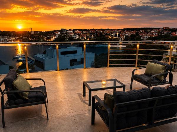 Seascape Deluxe Residence - Pula