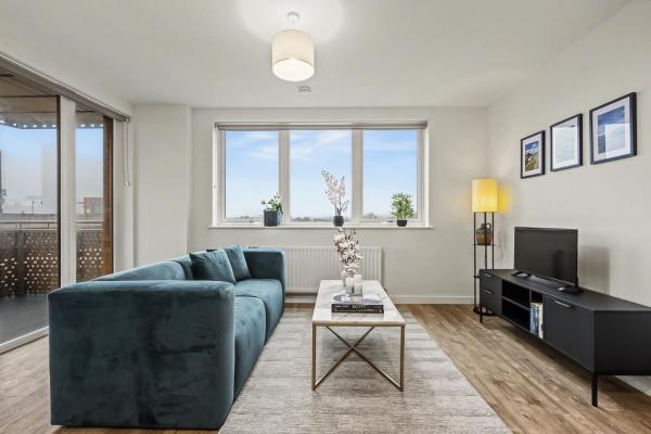 Luxury 2br - 5 Min To Thorpe Park - 12 To Heathrow - Woking