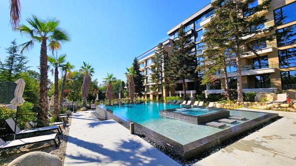 Exclusive Sea View Apartment Free Wifi & Pool - Varna