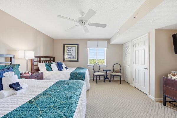 Emerald Tide Suite At Yacht Club Villas - North Myrtle Beach, SC