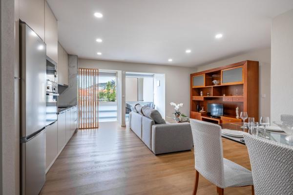 Helena S Apartment, By Op - Funchal