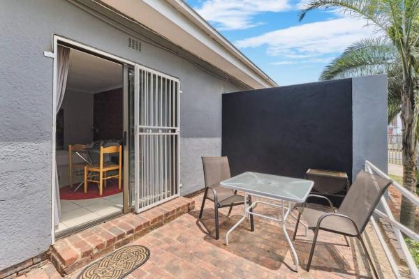 The Cozy 1 Bedroom Apartment - Krugersdorp