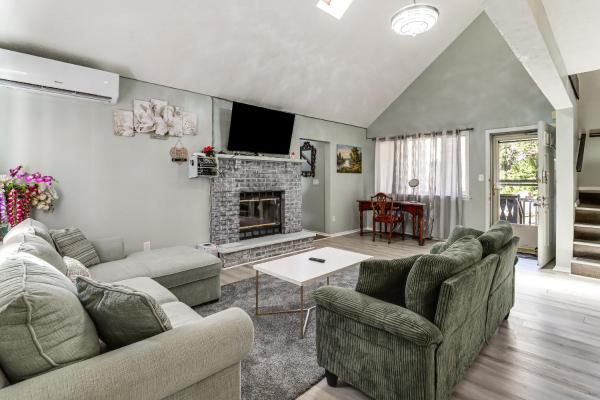 Lake Access & Game Room! Poconos Resort Getaway - Mount Pocono, PA