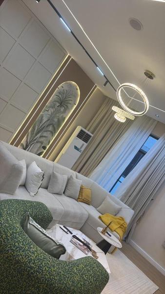 Vluxuries - Nigeria