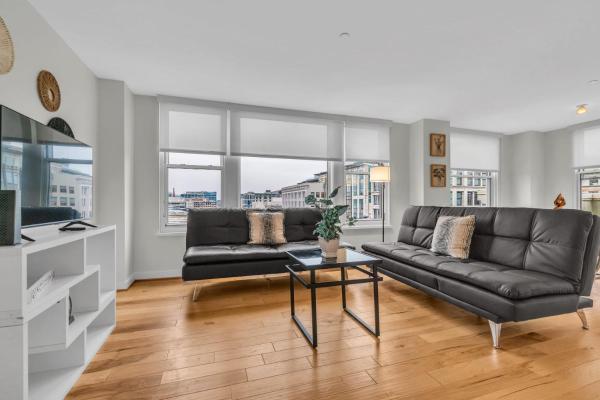 Furnished 2br Apartment In Penn Quarter, Dc Apts - Bloomingdale, DC