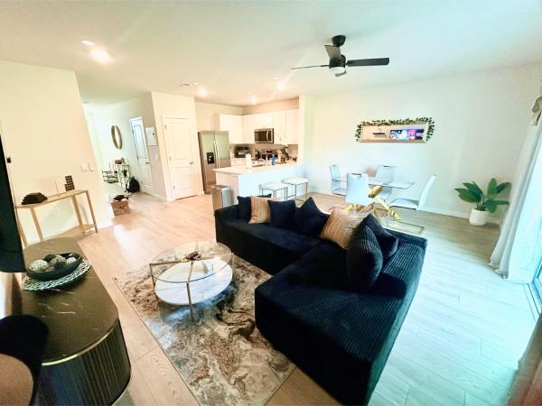 Luxury 3br Townhome Co-living For Travel Personnel - Fort Myers, FL