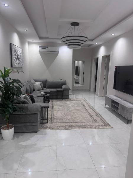 Luxurious Apartment In Al Marwa - 3 Bedrooms And A Living Room, Close To Services - Jeddah