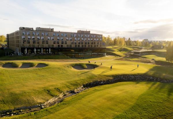 Lily Country Club - Borgen