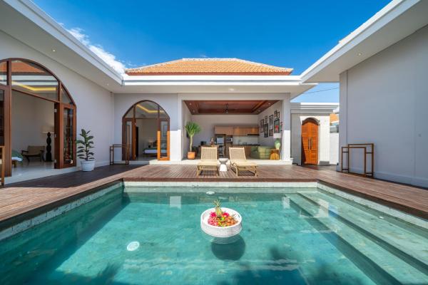 Sunterra Villas - Modern Stay With Rice Field Views - Kuta