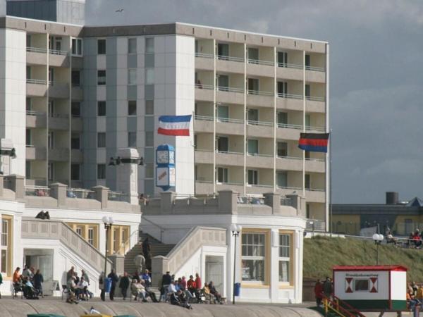 Holiday Apartment With 1 Bedroom - Borkum