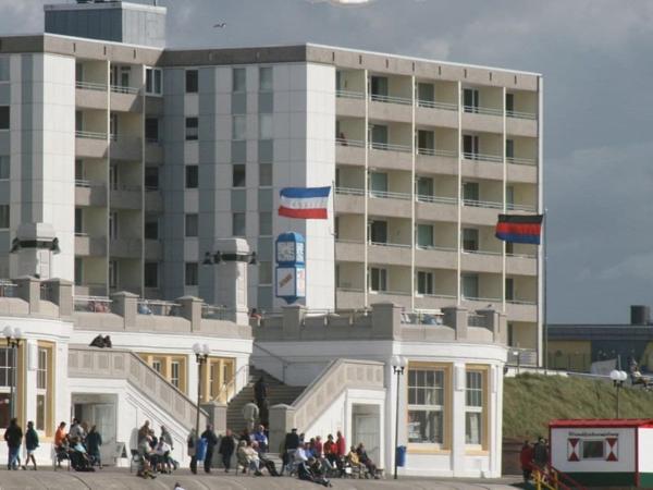 Holiday Apartment With 2 Bedrooms - Borkum