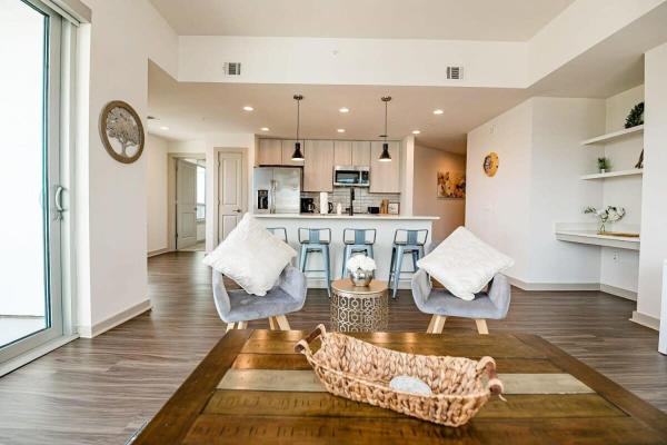 2br Fully Furnished Apartment Uptown - Boa Stadium Apts - Charlotte Motor Speedway