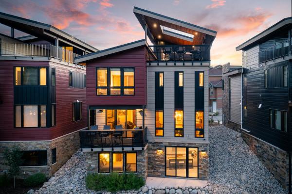 Downtown Wp River Chalet 280 I Rooftop Hot Tub I Great Views I Activity Program - Winter Park, CO