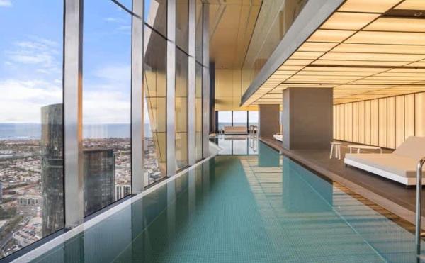 2 Bed 2 Bath Breathtaking 63rd Floor Bay View Apt - Kensington