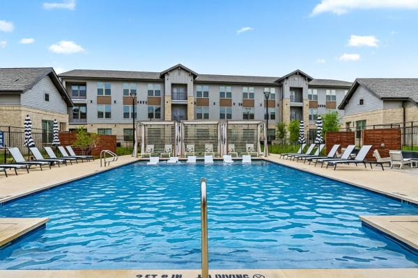 Apex Executive Apartments - 601 Graham Dr Tx - Lake Texoma