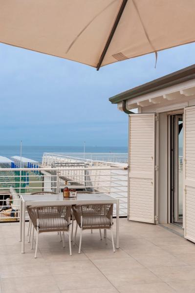 Homiday - La Rosa Dei Venti - Piscina Inclusa - Forte dei Marmi