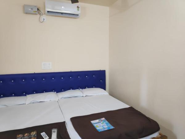 V Redkar Beach Stay Gokarna - Gokarna