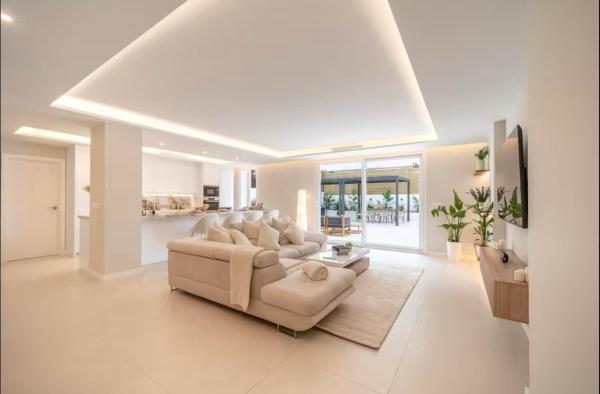 Luxury Garden Suite With Private Jacuzzi & Bbq Area - Puerto Banús