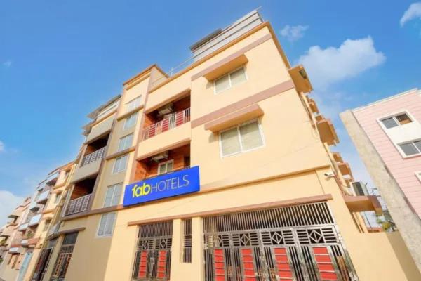 Fabhotel Grant Heights - Nr Biju Patnaik International Airport - Bhubaneswar