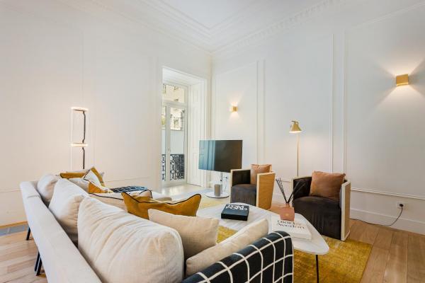 Whome Av Da Liberdade Deluxe Apartment With Ac And Parking - Lisbon