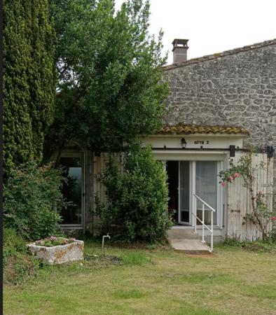 Gite 2 Des Ecuries Du Seillery - Saintes