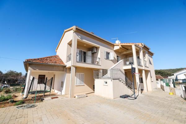 Apartments With Parking Space Sukosan, Zadar - 25970 - Bibinje